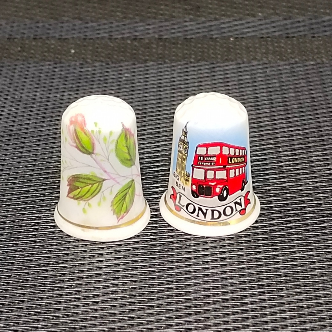 Vintage Ceramic Floral and London Collectible Souvenir Thimble, Hobbies ...