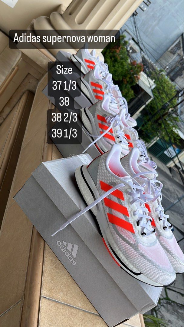 Adidas supernova runing, Fesyen Wanita, Sepatu di Carousell