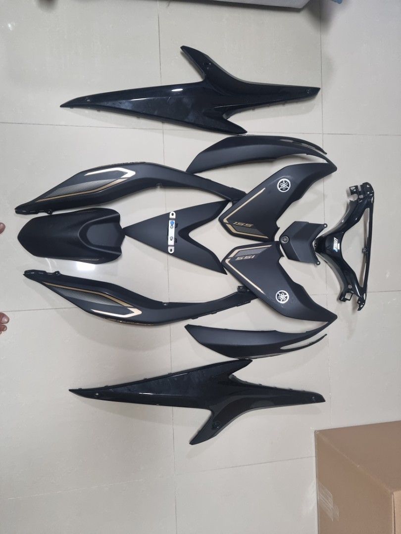 Aerox coverset original, Motorcycles, Motorcycle Accessories on Carousell