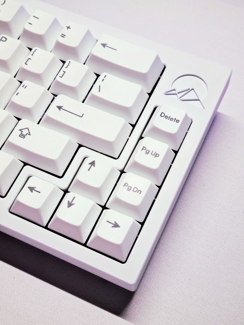 Alpine65 by Bitmap Studios (65% custom mechanical keyboard), Computers ...