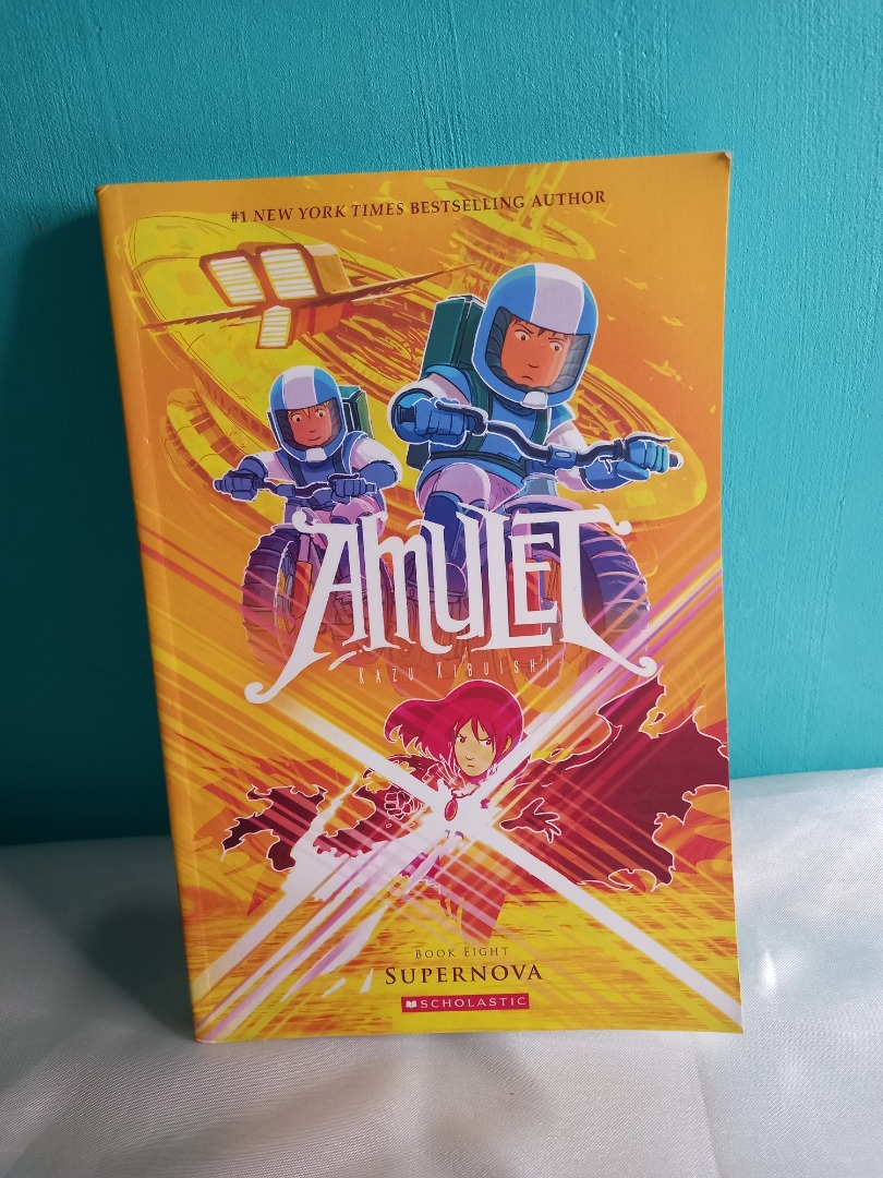 AMULET KAZU KIBUISHI Book Eight Supernova, Hobbies & Toys, Books ...