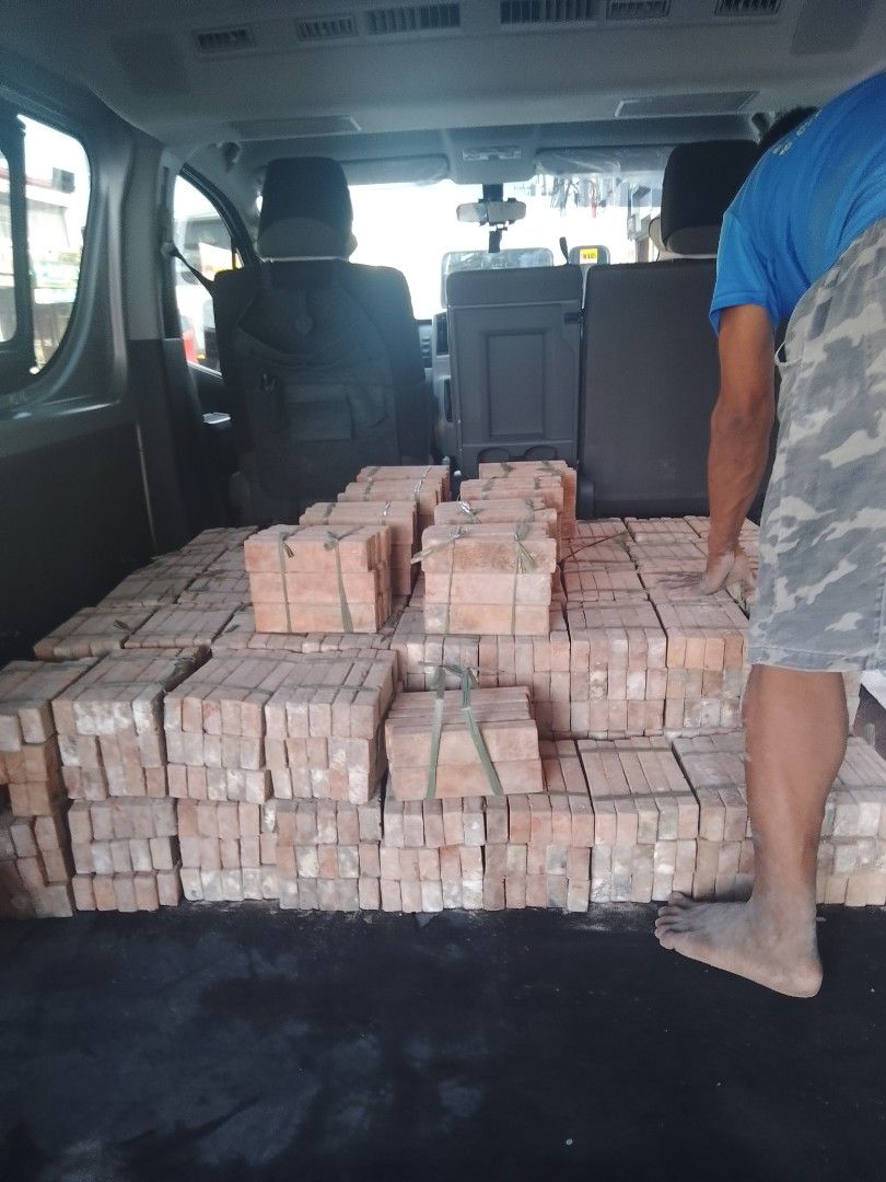 ANTIQUE BROWN VIGAN BRICKS 1*2*8 INCHES, Commercial & Industrial ...