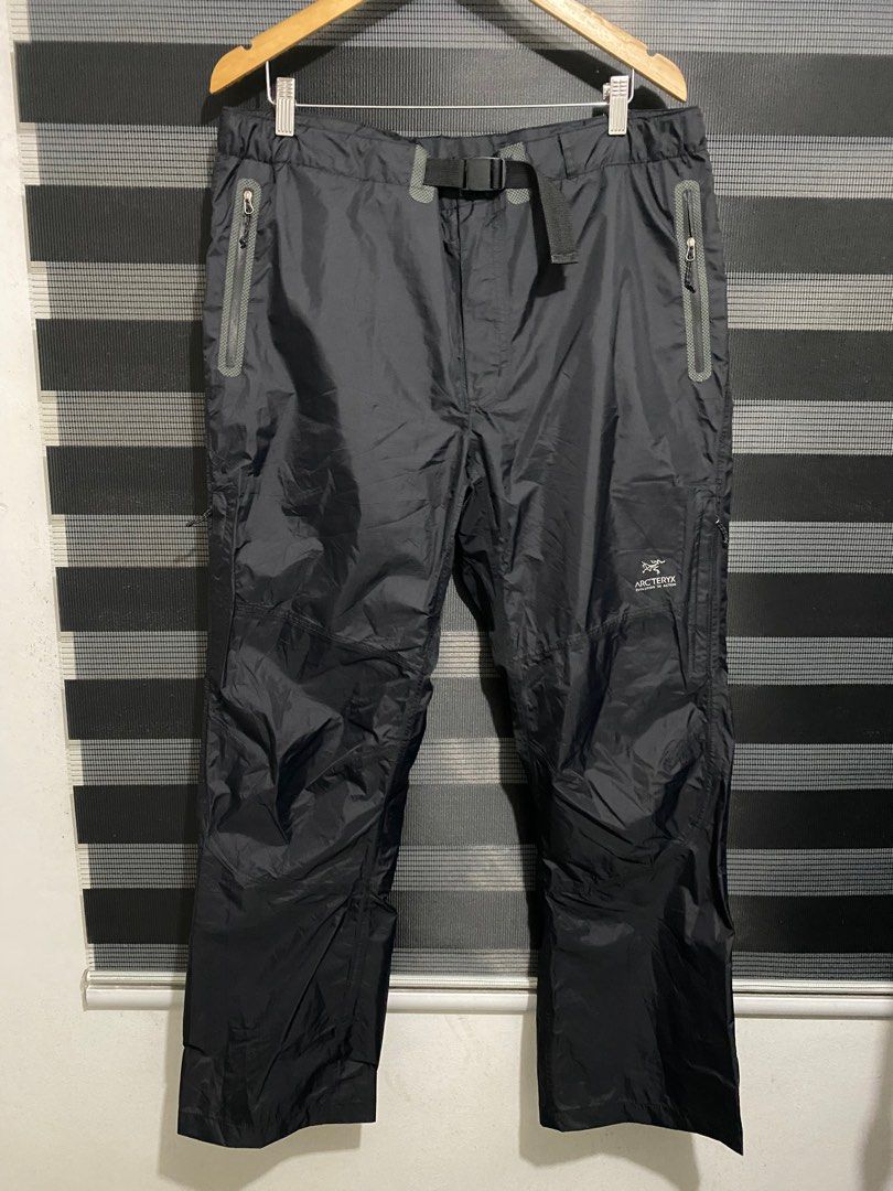 Arcteryx pants, Men's Fashion, Activewear on Carousell