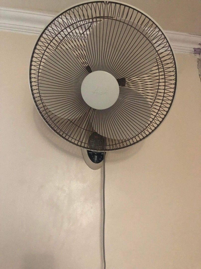 Asahi Wall Fan with remote, Furniture & Home Living, Lighting & Fans, Fans on Carousell