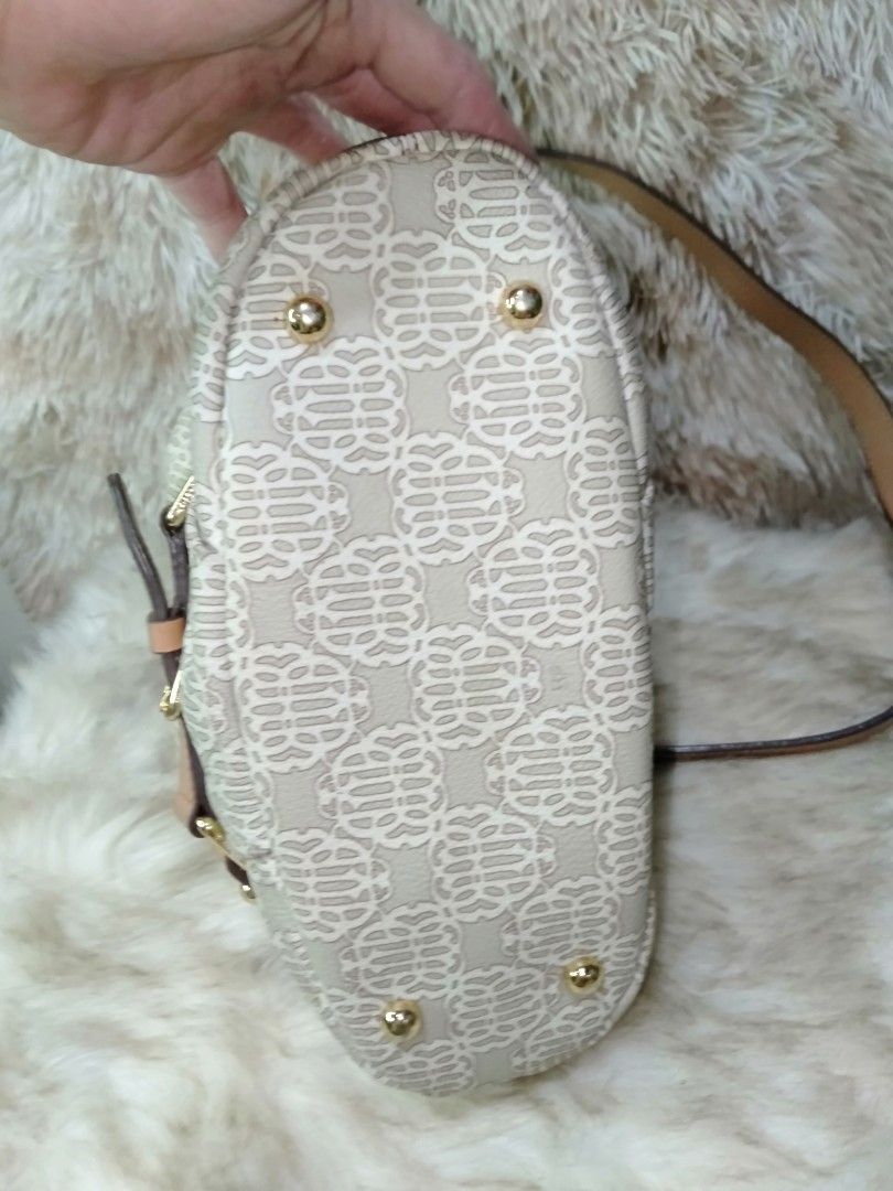 BEANPOLE SLING, Women's Fashion, Bags & Wallets, Cross-body Bags on ...