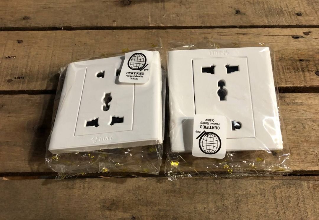 Bull Switches and Outlets, Computers & Tech, Parts & Accessories, Other ...