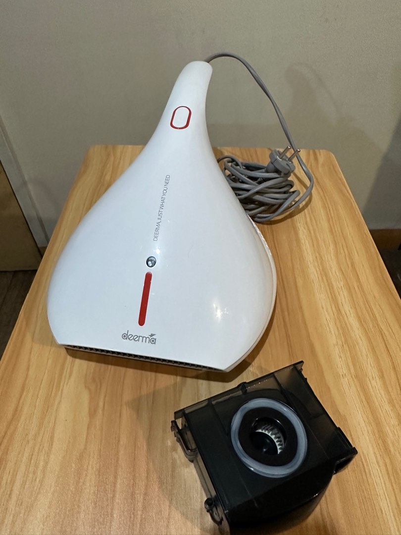 Deerma handheld dust mite vacuum cleaner - 600 pesos only :), Furniture ...