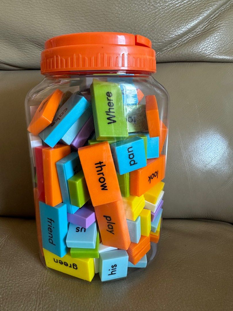 Educational Insights Sentence Building Dominoes, 興趣及遊戲, 玩具 & 遊戲類 ...