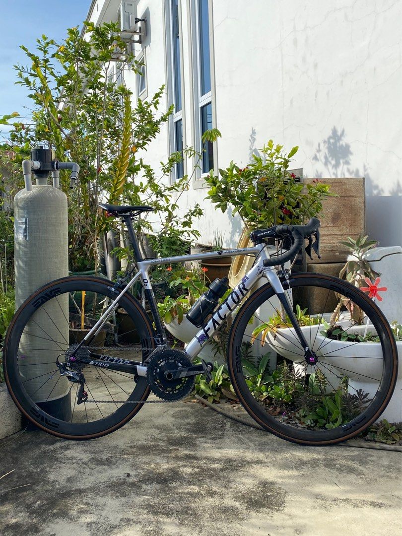 Factor o2 Romain Bardet Ultegra R8000 Enve SES 3.4 Zipp SL Sprint ...