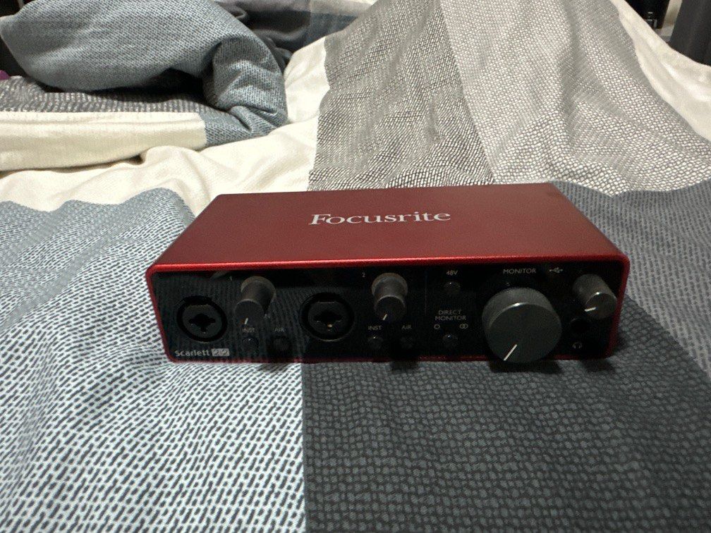 Focusrite Scarlett 2i2 3rd Generation, Audio, Portable Audio ...