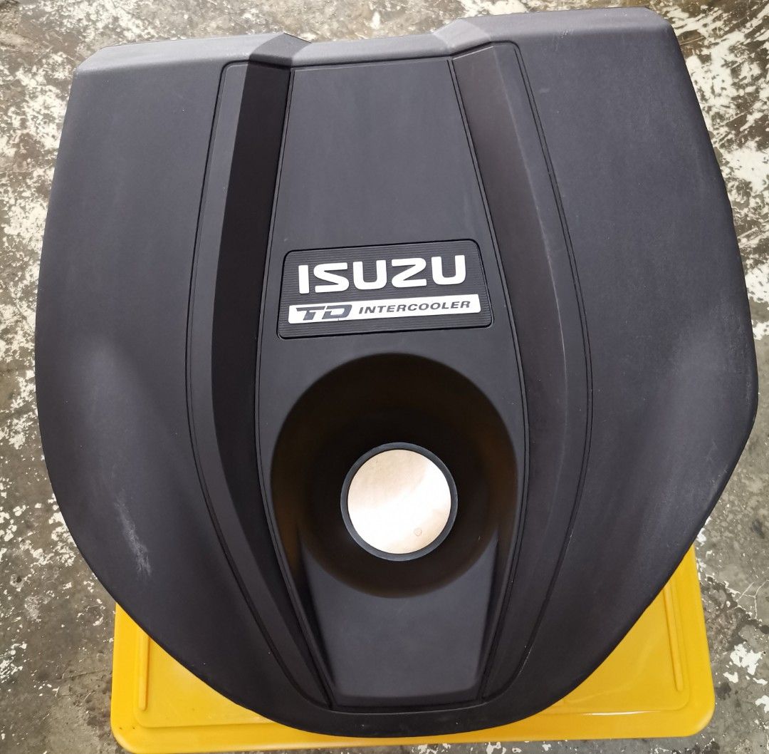 Isuzu dmax engine cover, Auto Accessories on Carousell