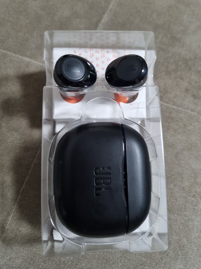 JBL Tune125 TWS, Audio, Earphones on Carousell