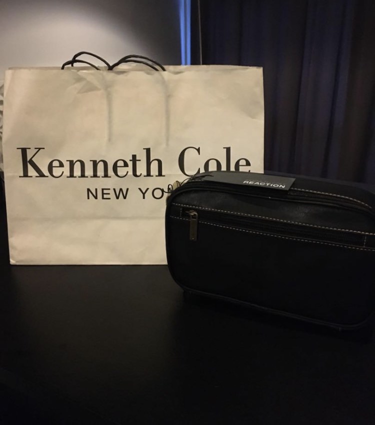 Kenneth Cole Pouch, Men's Fashion, Bags, Belt bags, Clutches and ...