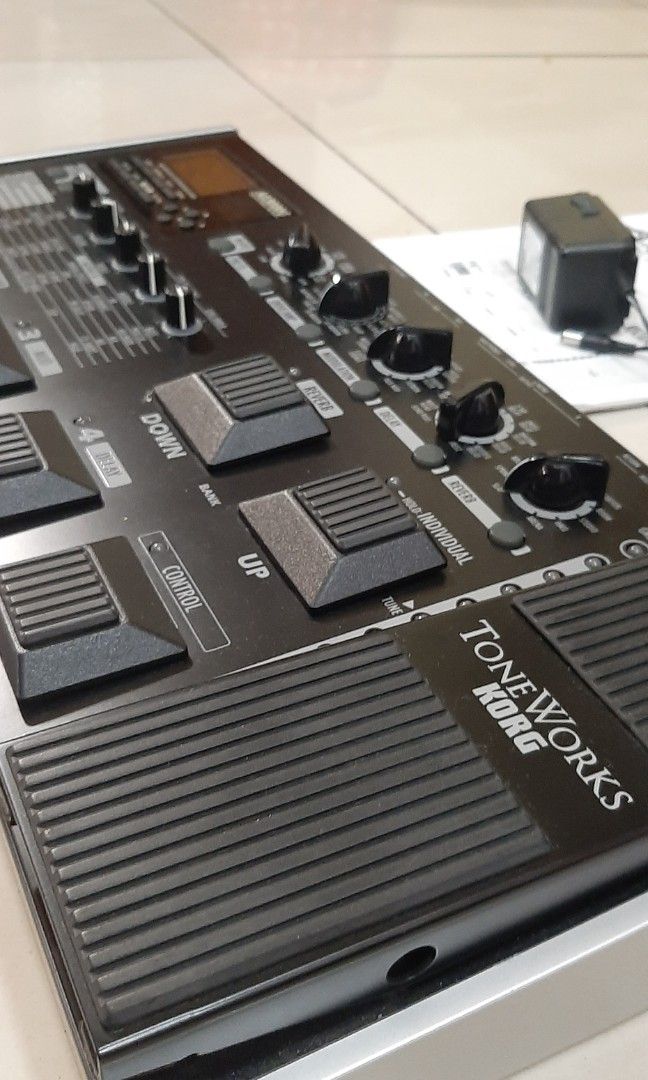 Korg AX3000G guitar effects, Hobbies & Toys, Music & Media, Musical ...