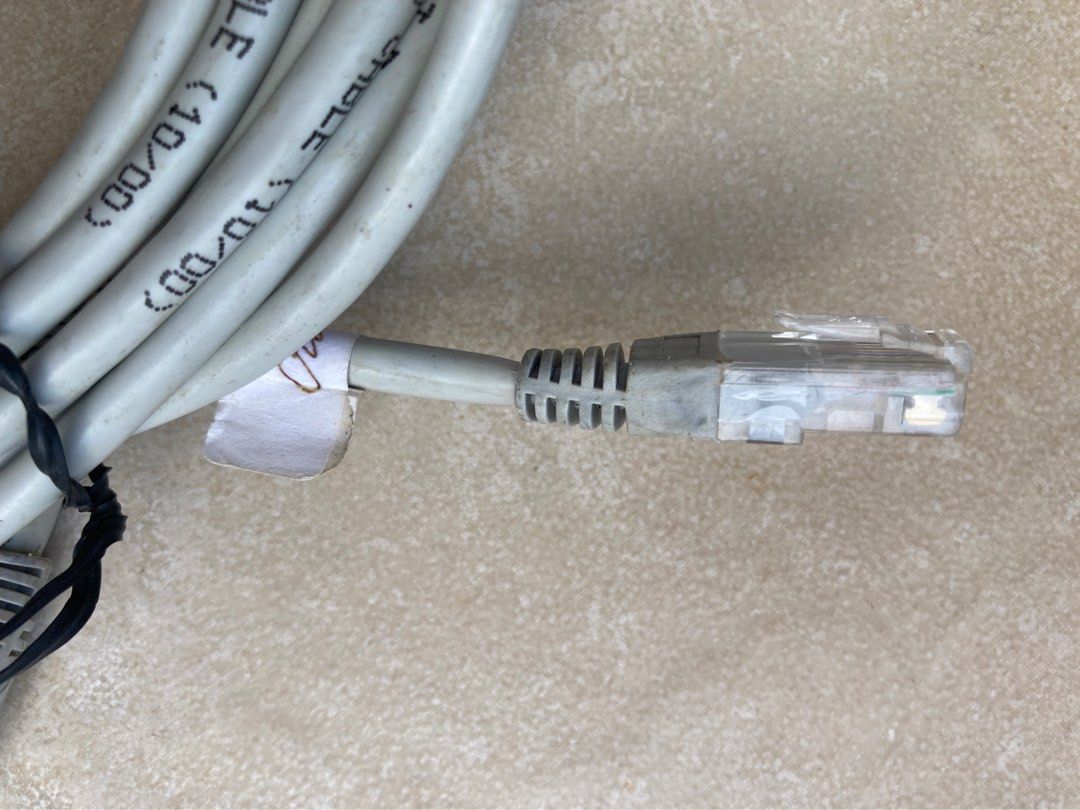 LAN cross cable 4.8m, 電腦＆科技, 電腦周邊及配件, 電腦線、轉接線及轉換器 - Carousell