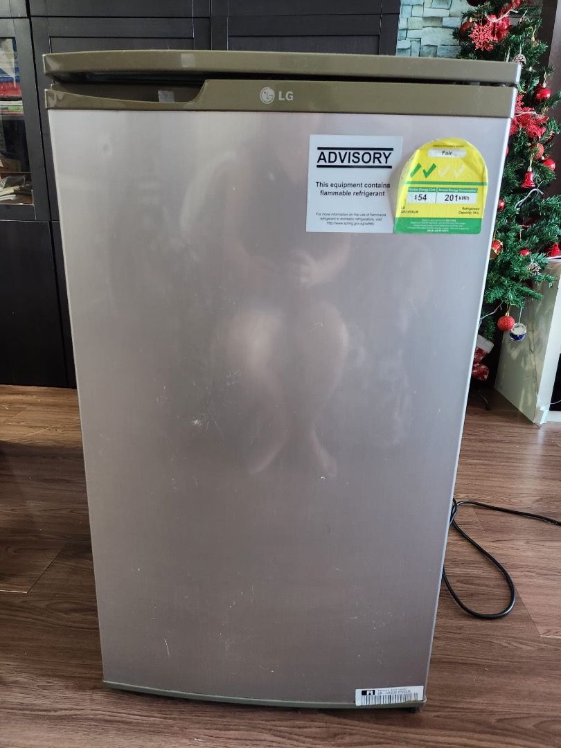 LG personal fridge, TV & Home Appliances, Kitchen Appliances ...