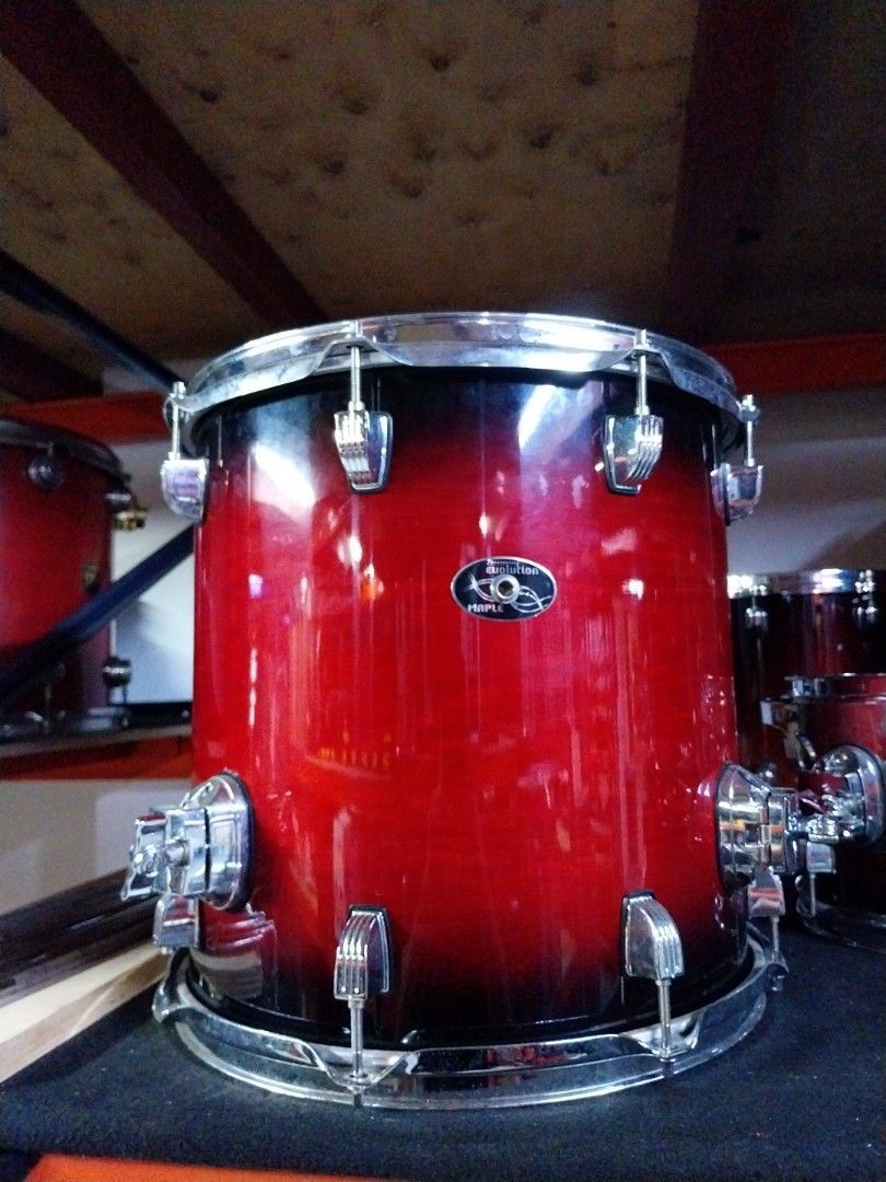 Ludwig evolution maple 14" floor Tom, Hobbies & Toys, Music & Media ...