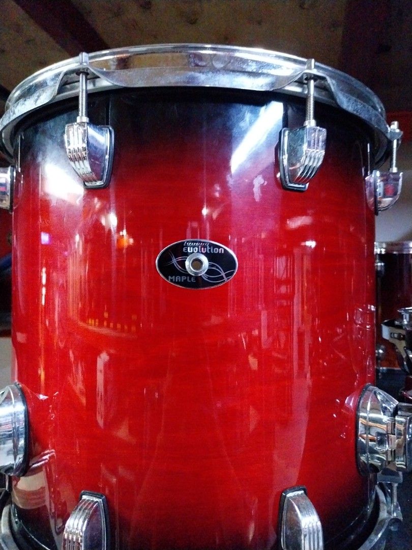 Ludwig evolution maple 14" floor Tom, Hobbies & Toys, Music & Media ...
