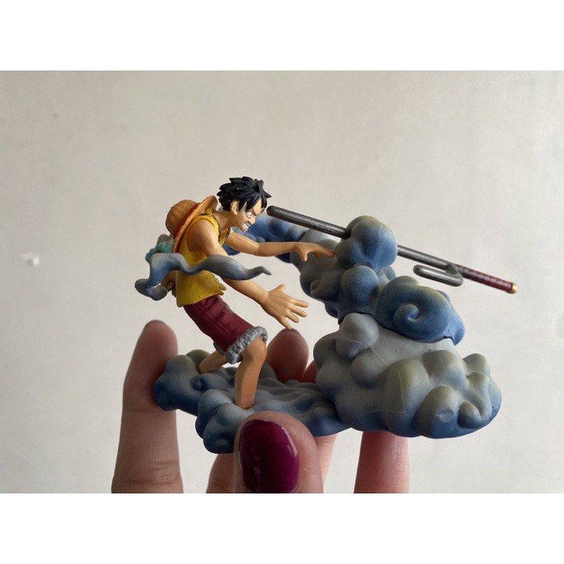 Megahouse Trading figure One Piece Log Box Luffy and Smoker, Hobbies ...