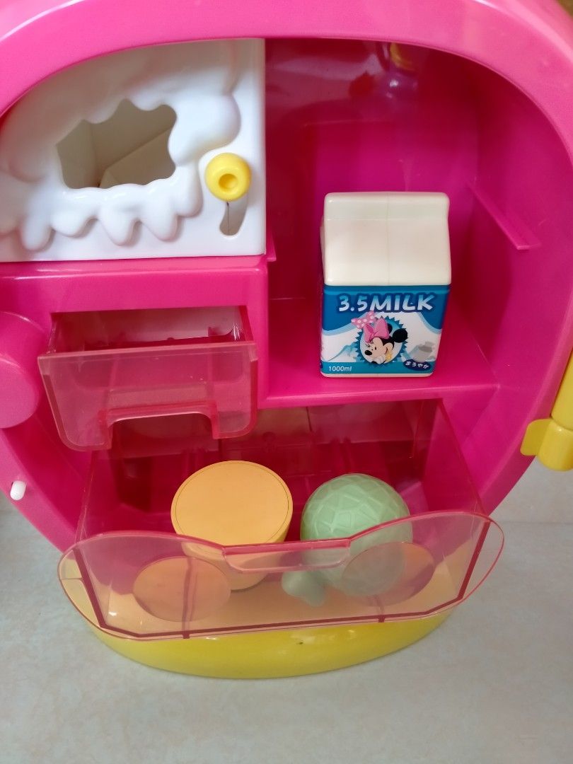 Minnie Mouse ref, Hobbies & Toys, Toys & Games on Carousell