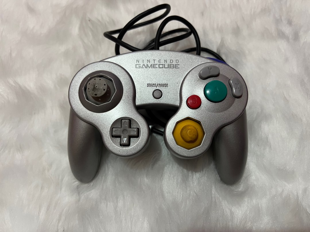 Nintendo Gamecube Controller Silver, Video Gaming, Gaming Accessories ...