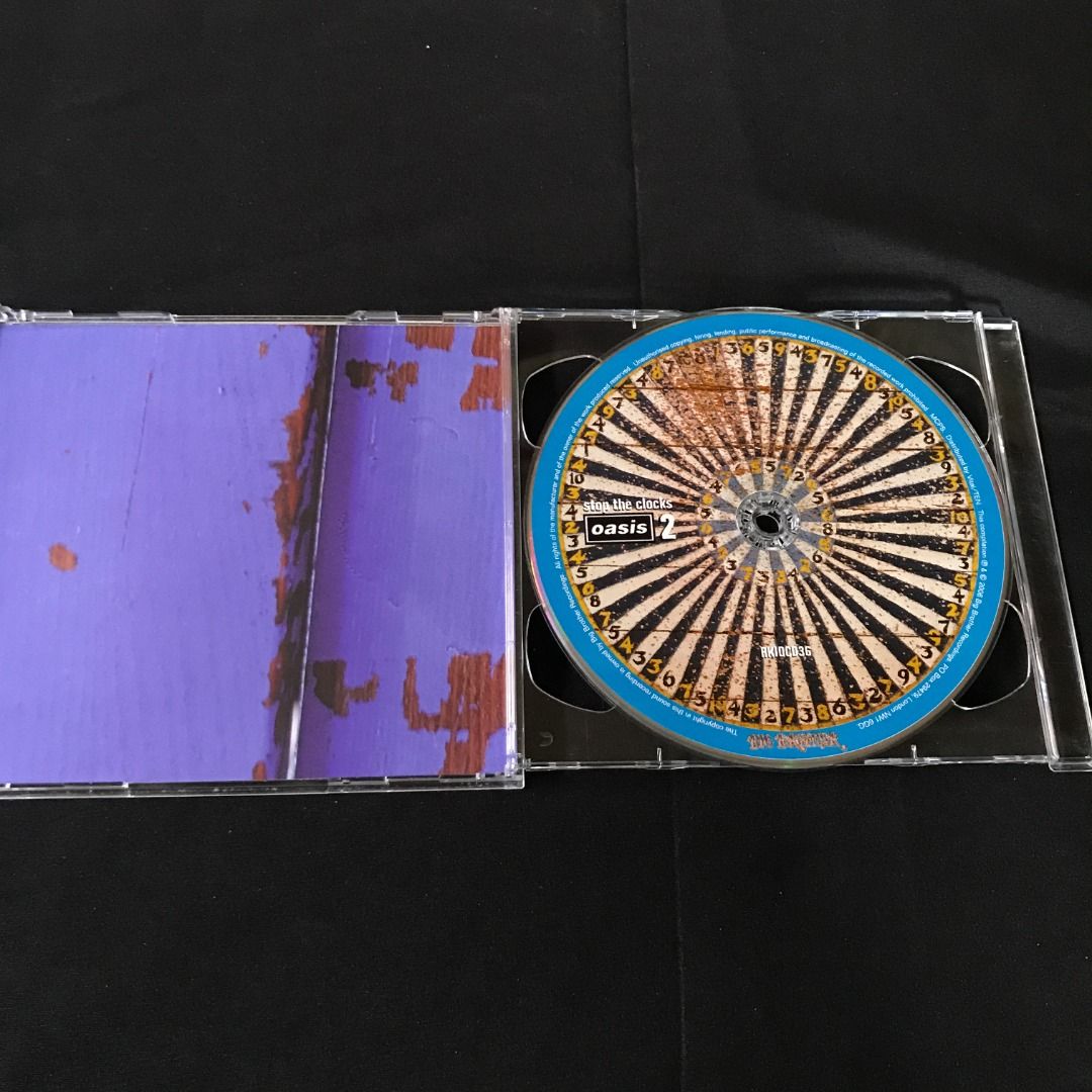 Oasis - The Best of Oasis (2 CD), Hobbies & Toys, Music & Media, CDs ...