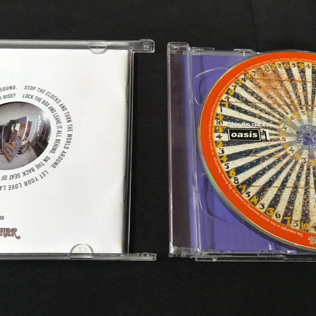 Oasis - The Best of Oasis (2 CD), Hobbies & Toys, Music & Media, CDs ...