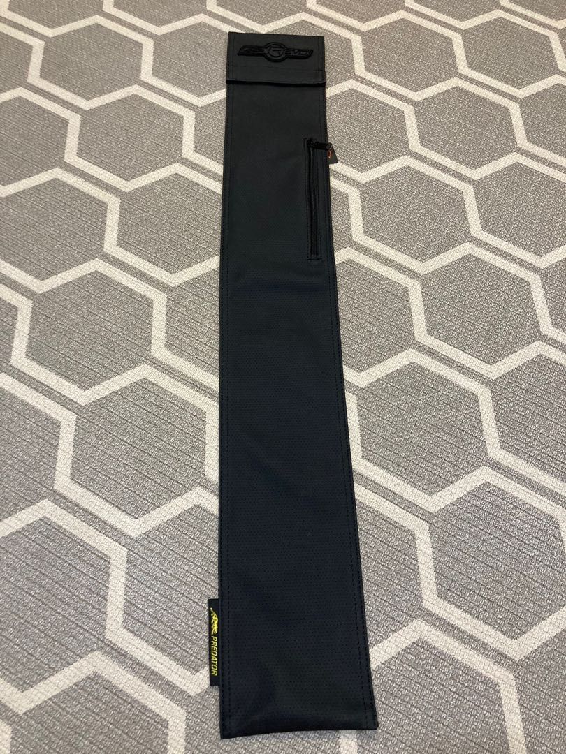Predator Revo soft cue bag, Sports Equipment, Other Sports Equipment ...