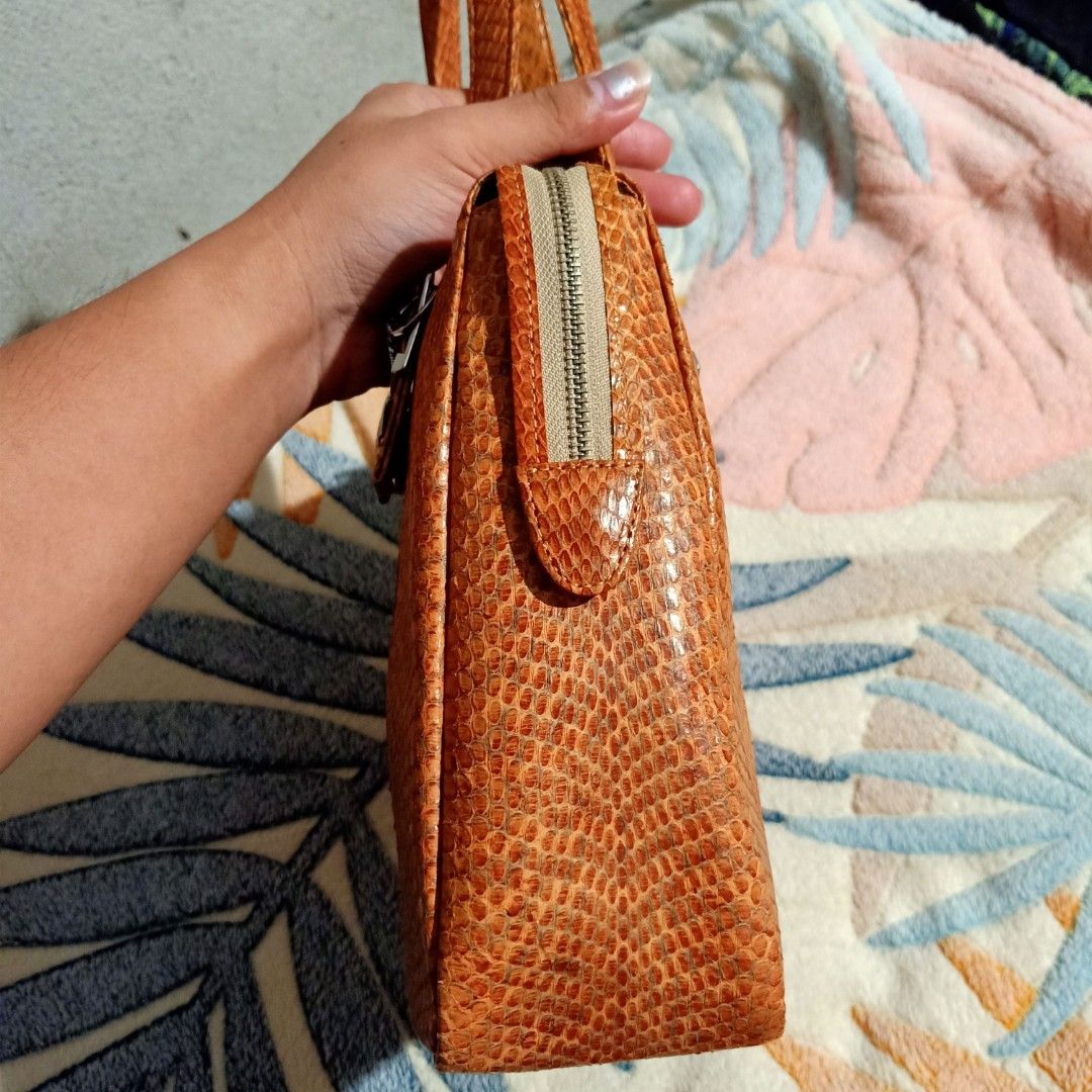 RARE! Genuine Cobra Snake Skin Bag, Women's Fashion, Bags & Wallets ...