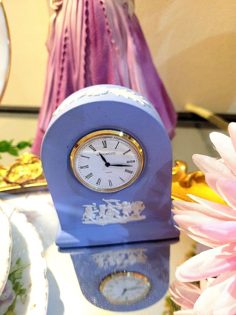 Rare Wedgwood Jasperware clock, Hobbies & Toys, Memorabilia ...