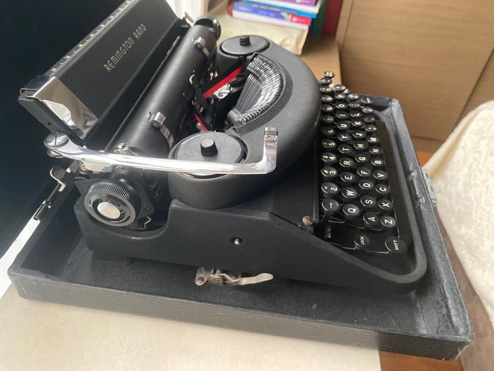 Remington Rand noiseless model 7 typewriter, Hobbies & Toys ...