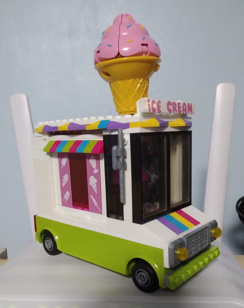 SALE!! AUTHENTIC MEGA CONSTRUX Despicable Me Ice Cream Truck (DPG73 ...