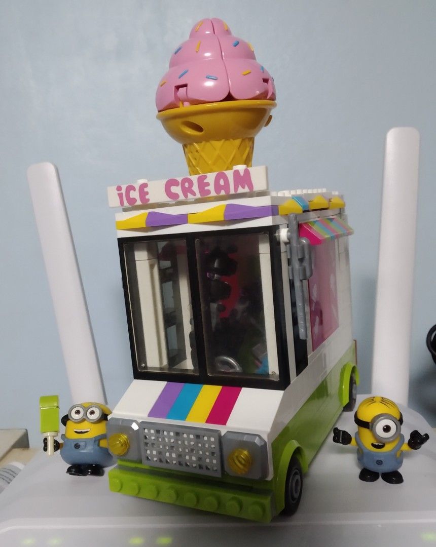 SALE!! AUTHENTIC MEGA CONSTRUX Despicable Me Ice Cream Truck (DPG73 ...