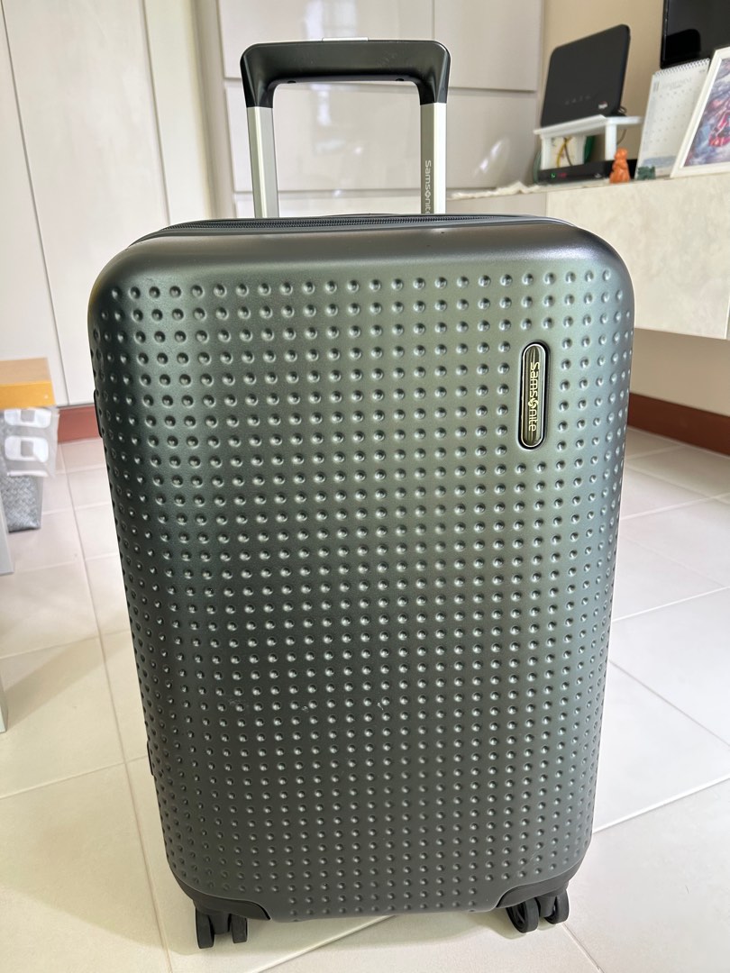 Samsonite cabin luggage, Hobbies & Toys, Travel, Luggage on Carousell