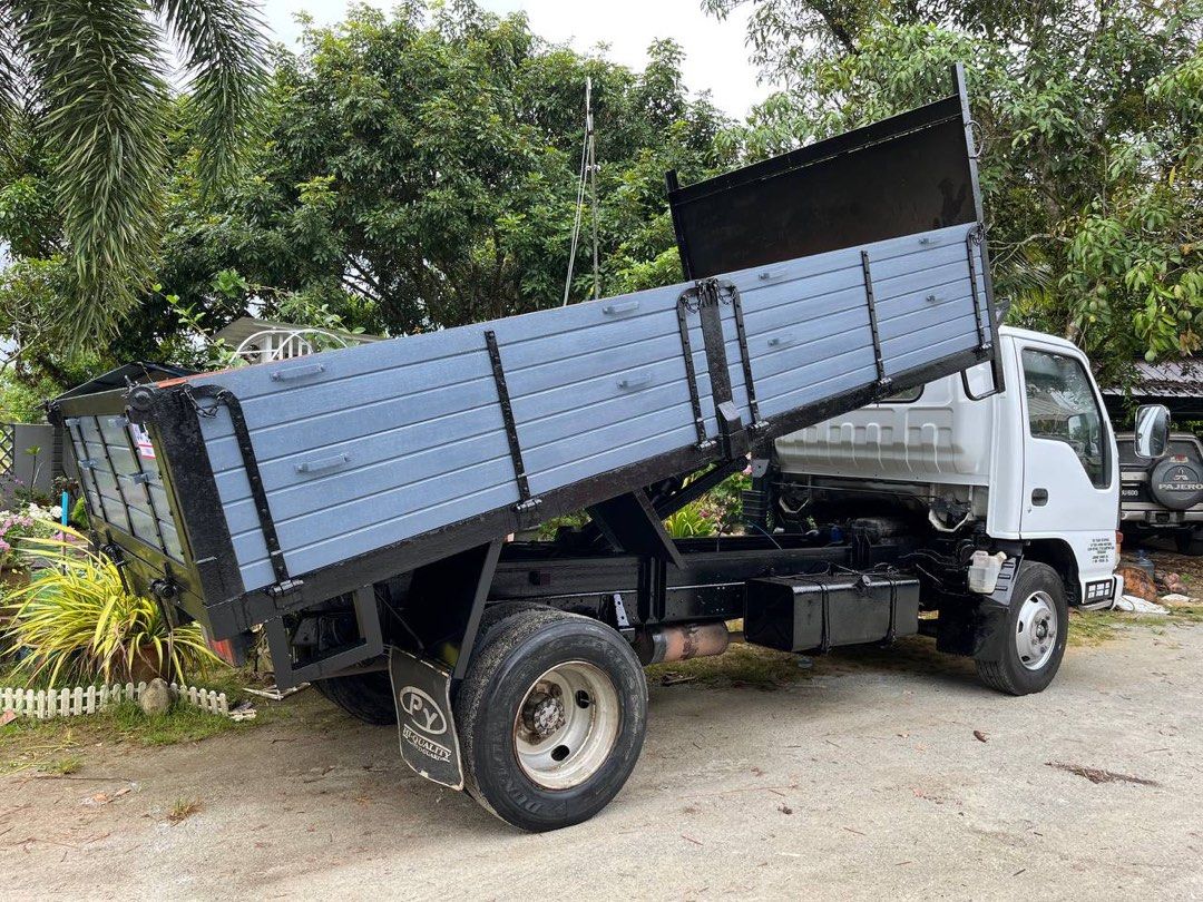 Sewa lori tipper batu pasir tanah, Services, Others on Carousell