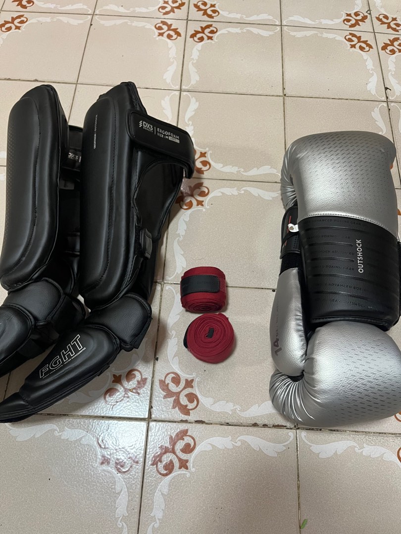Shin guard, Hand wraps, Boxing gloves, Sports Equipment, Other Sports ...