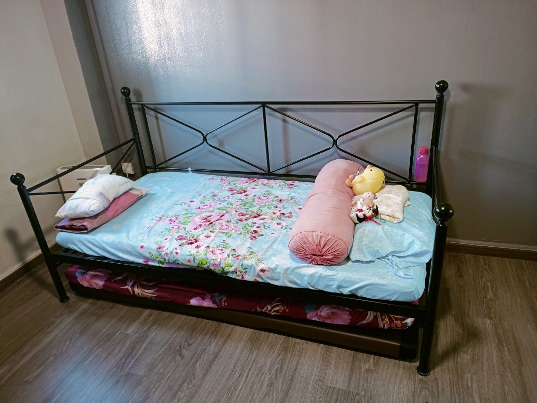 Single Daybed Frame and pull-out bed, Furniture & Home Living ...