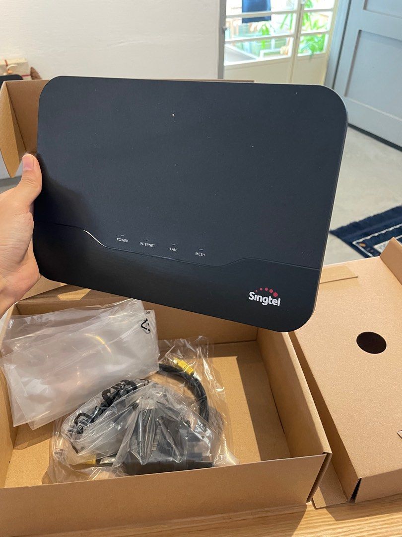 Singtel Mesh Router, Computers & Tech, Parts & Accessories, Networking ...
