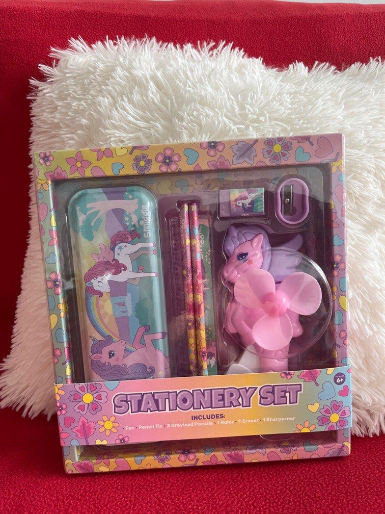 Smiggle Stationery Set, Hobbies & Toys, Stationary & Craft, Stationery ...