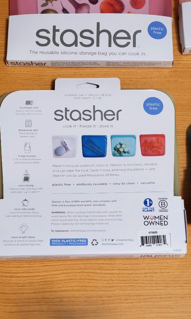 Stasher 矽膠食物儲存器 Silicone food storage bag, 傢俬＆家居, 廚具和餐具, 食物整理及儲存 - Carousell