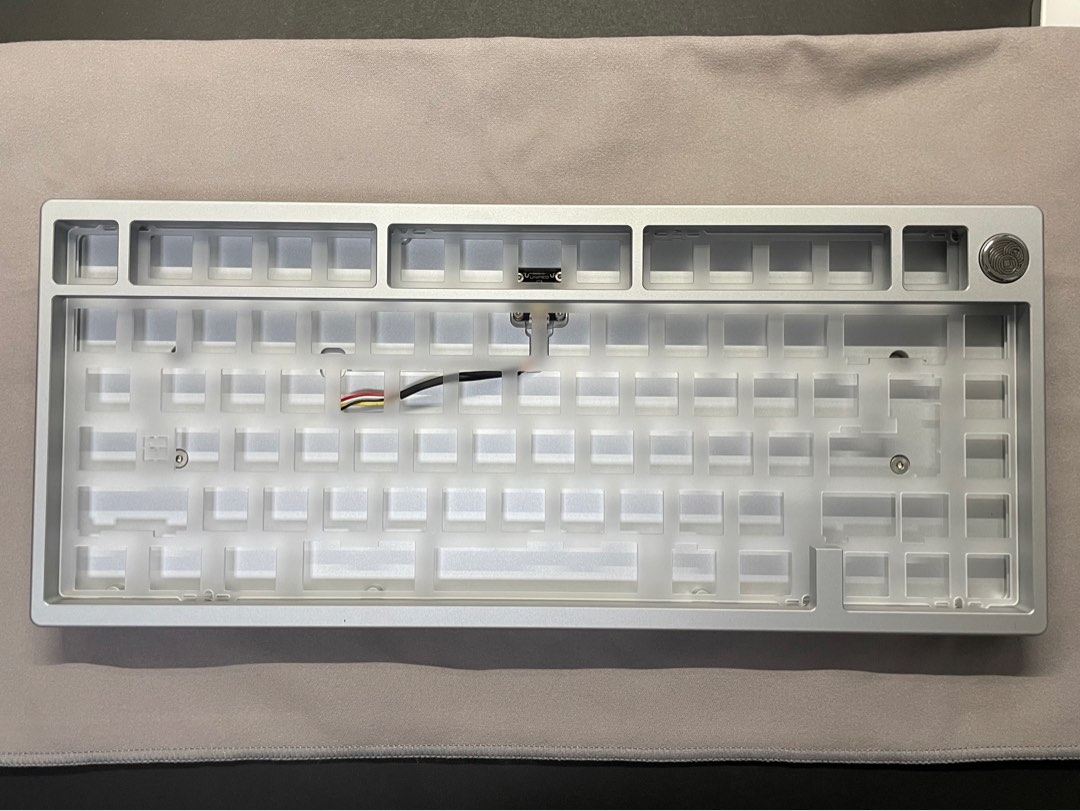 TGR x Monokei Tomo SE Silver Keyboard Hotswap, Computers & Tech, Parts ...