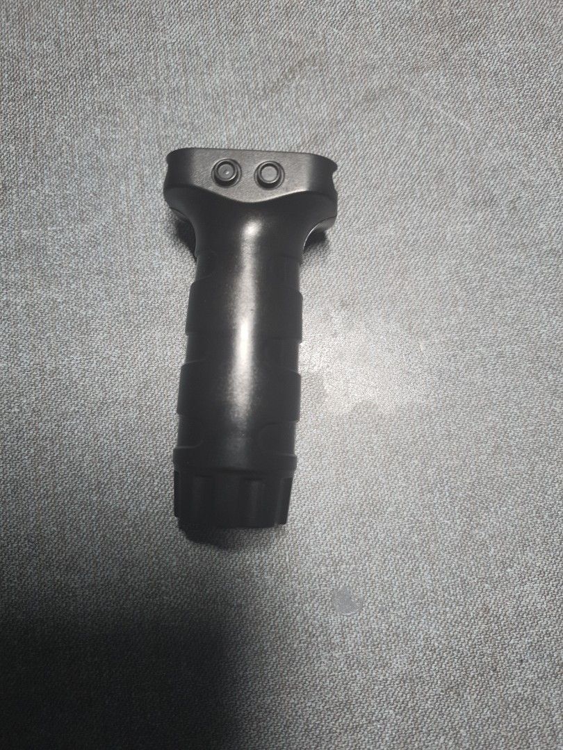 toy gun tactical gun grip, Hobbies & Toys, Toys & Games on Carousell