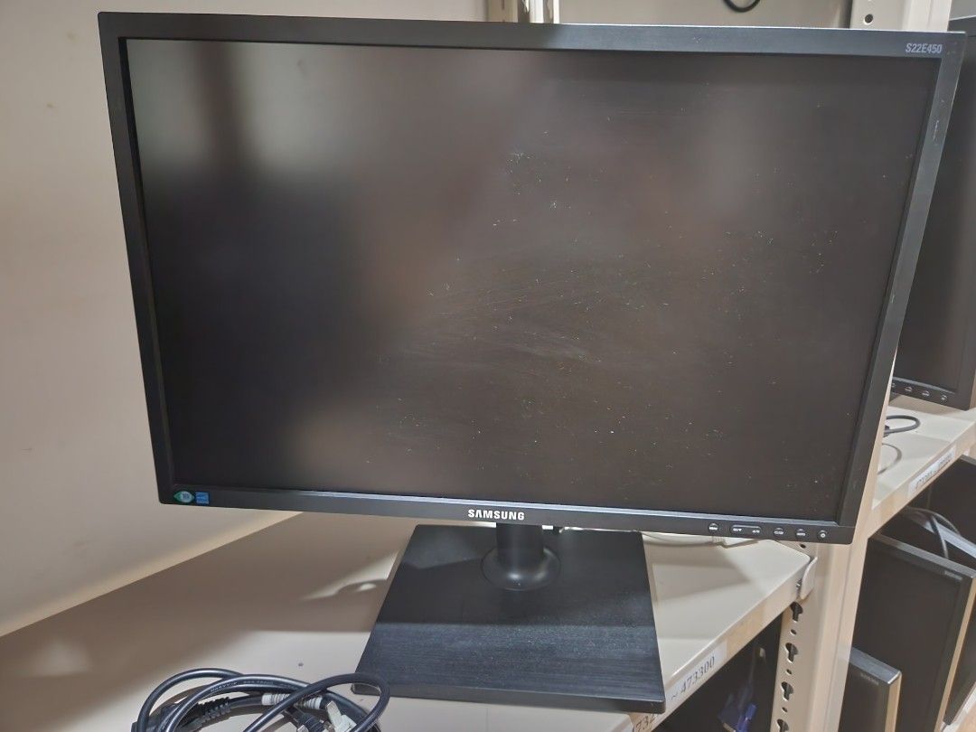 Used - Samsung 22 inch monitor S22E450, Computers & Tech, Parts ...