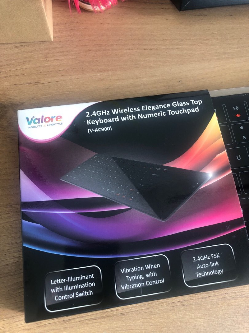 Valore Wireless Elegance Glass Top Keyboard V-AC900, Computers & Tech, Parts & Accessories ...