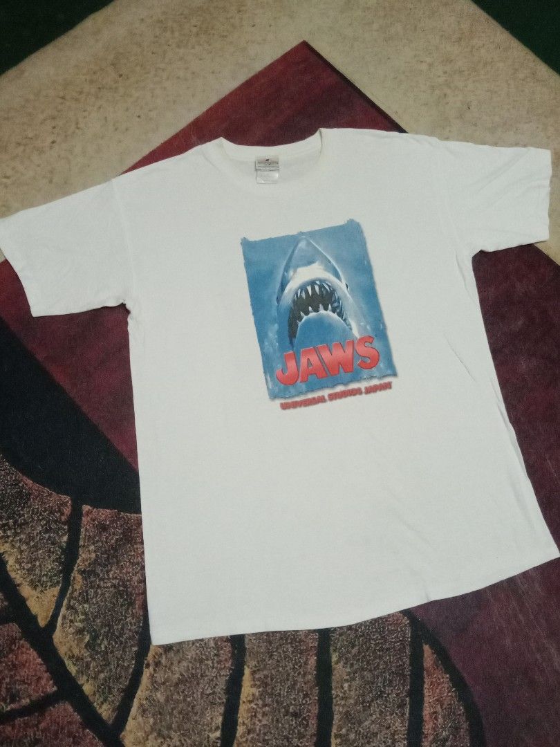 Vintage universal studio JAWS, Men's Fashion, Tops & Sets, Tshirts ...
