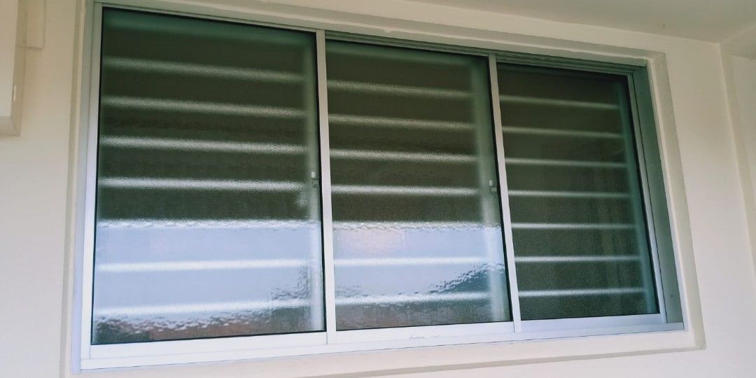 HDB/Bto/Resale/Window& grille/ toilet top hung window/sliding window ...