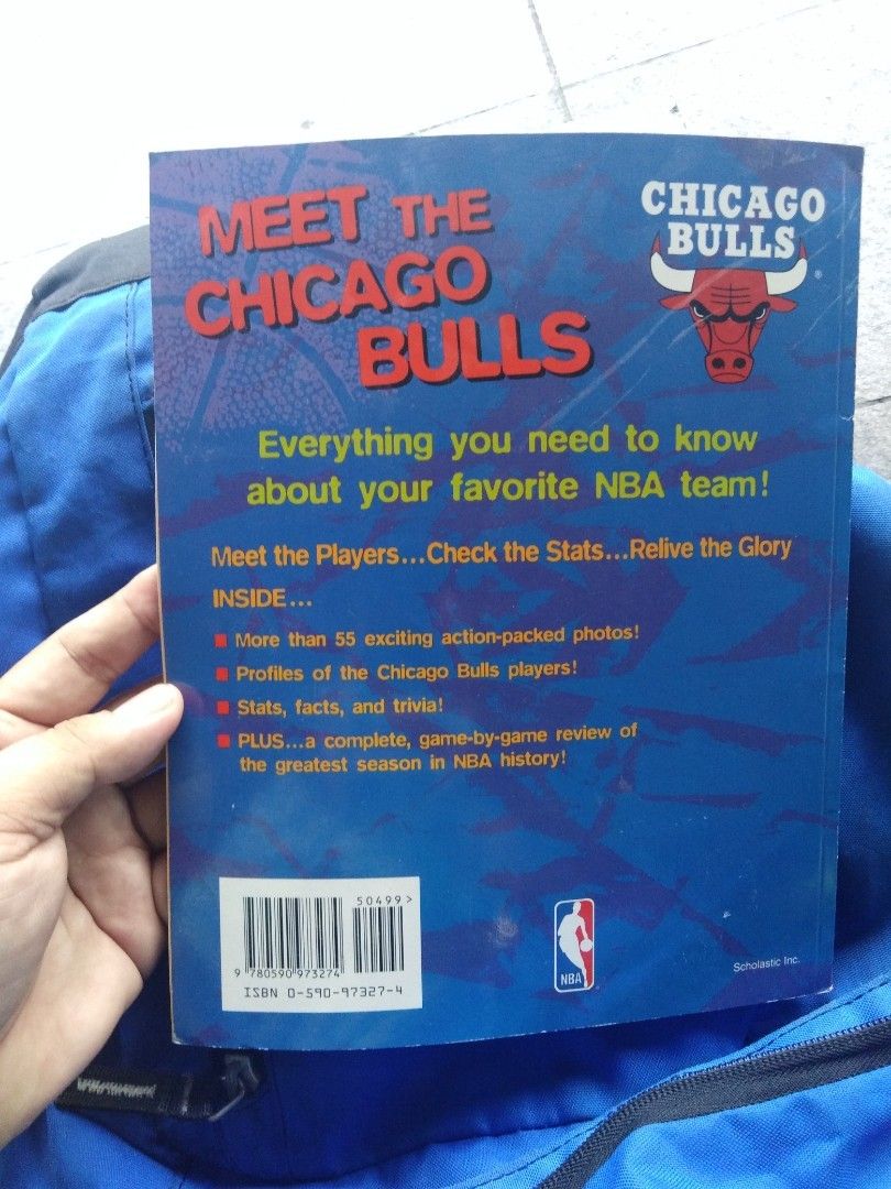 1996 Chicago bulls nba book Michael jordan cover, Hobbies & Toys, Books ...