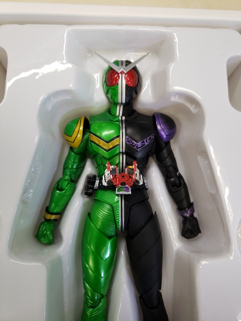 二手 Bandai SHF 幪面超人 W Double Cyclonejoker, 興趣及遊戲, 玩具 & 遊戲類 - Carousell
