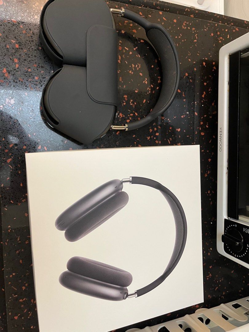 Airpod Max grey, 音響器材, 頭戴式/罩耳式耳機 - Carousell