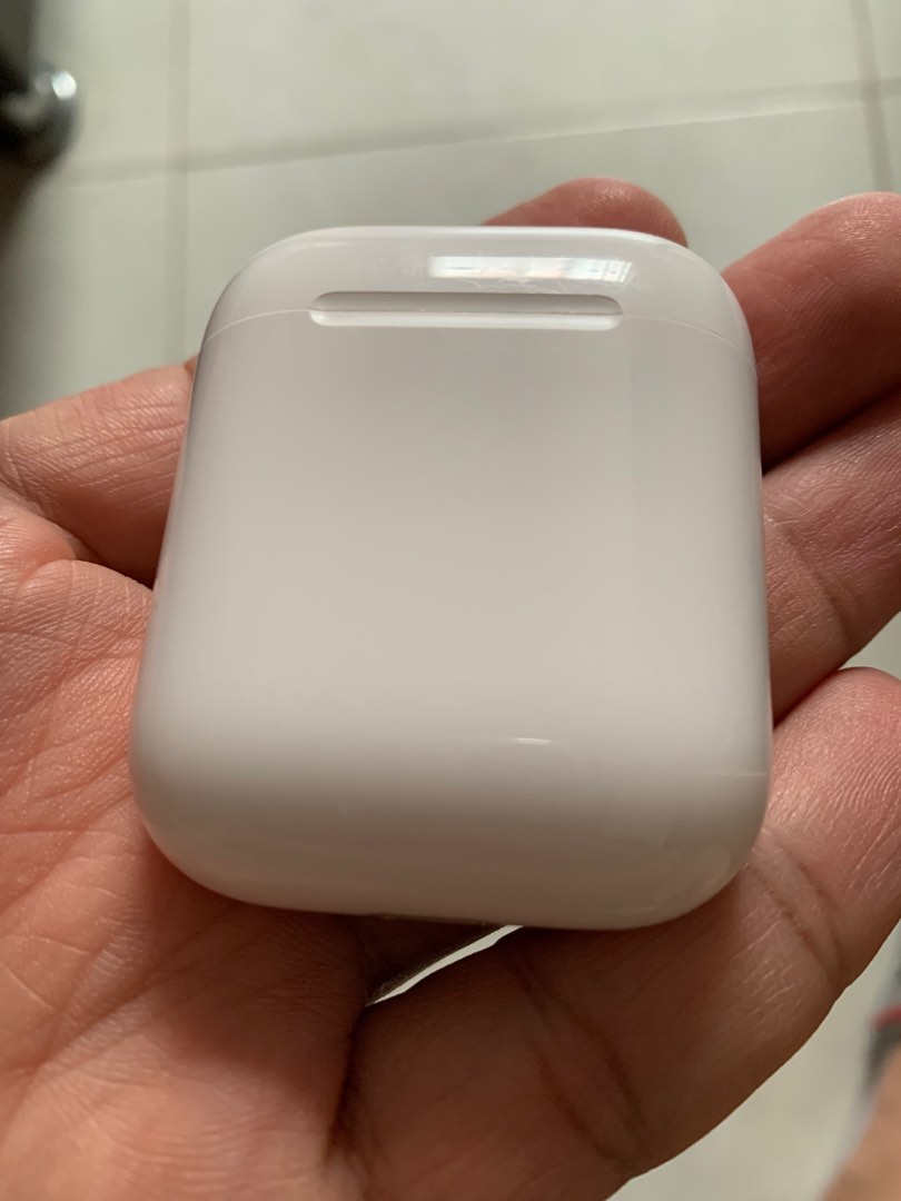 Apple Airpods Charging Case Gen2, Audio, Earphones on Carousell